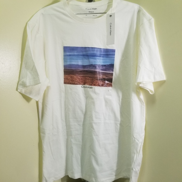 Calvin Klein | Shirts | Calvin Klein T Shirt | Poshmark